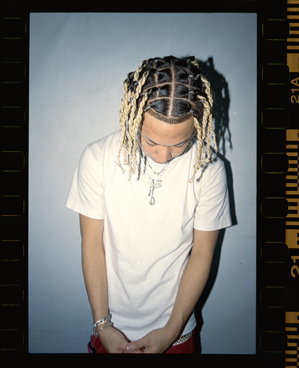 【インタビュー】Only U『Infinity’s (Deluxe)』｜楽しいだけじゃ人生つまらない - FNMNL (フェノメナル)