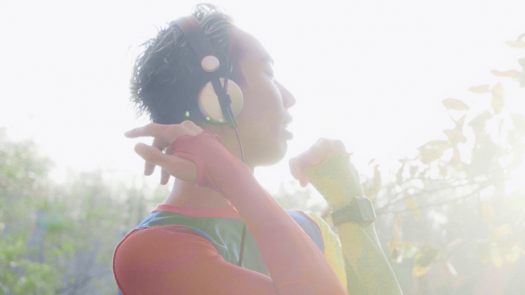 【対談】AI × Awich | 私たちはそんなに違わない - FNMNL (フェノメナル)