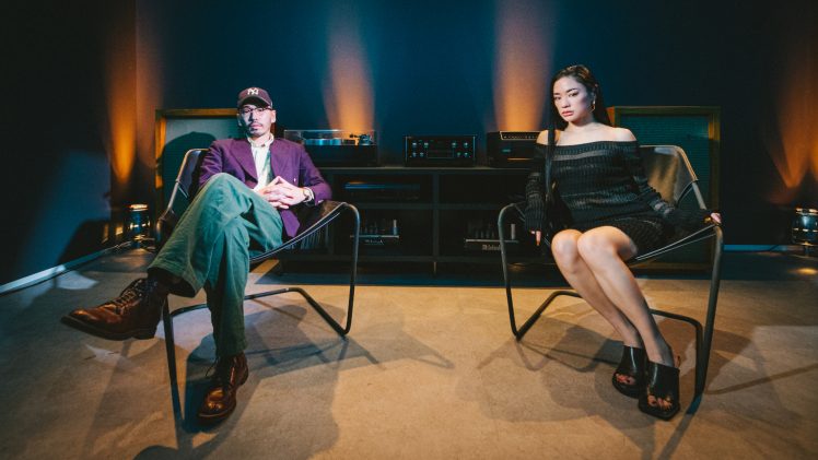 【対談】AI × Awich | 私たちはそんなに違わない - FNMNL (フェノメナル)