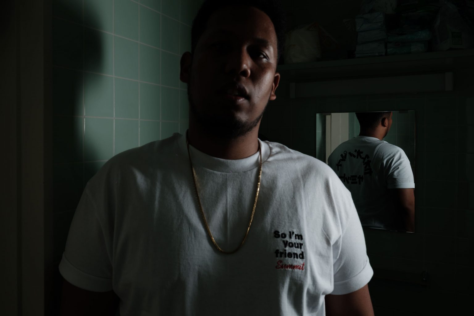 【インタビュー】OMSB 『ALONE』 | 自分の考えることは完全に自分一人のもの - FNMNL (フェノメナル)