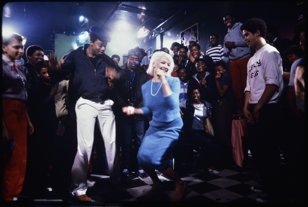 【インタビュー】ヒップホップを全世界に拡散した『Wild Style』監督が語る1980年のNYC | 「クリエイティビティには人を繋ぐ力が ...