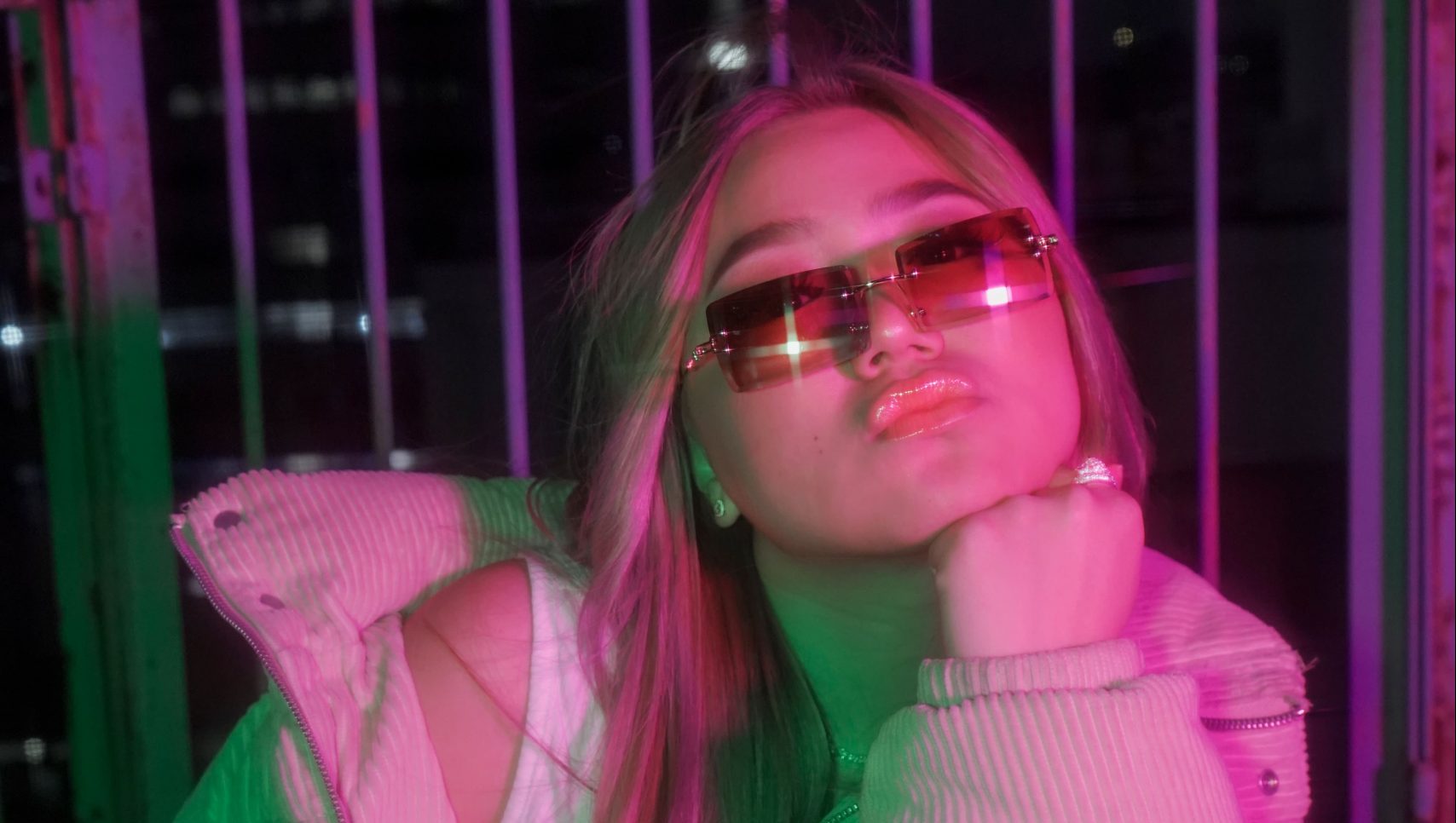 LANAがジャージーを取り入れた新曲"PULL UP"をリリース - FNMNL (フェノメナル)