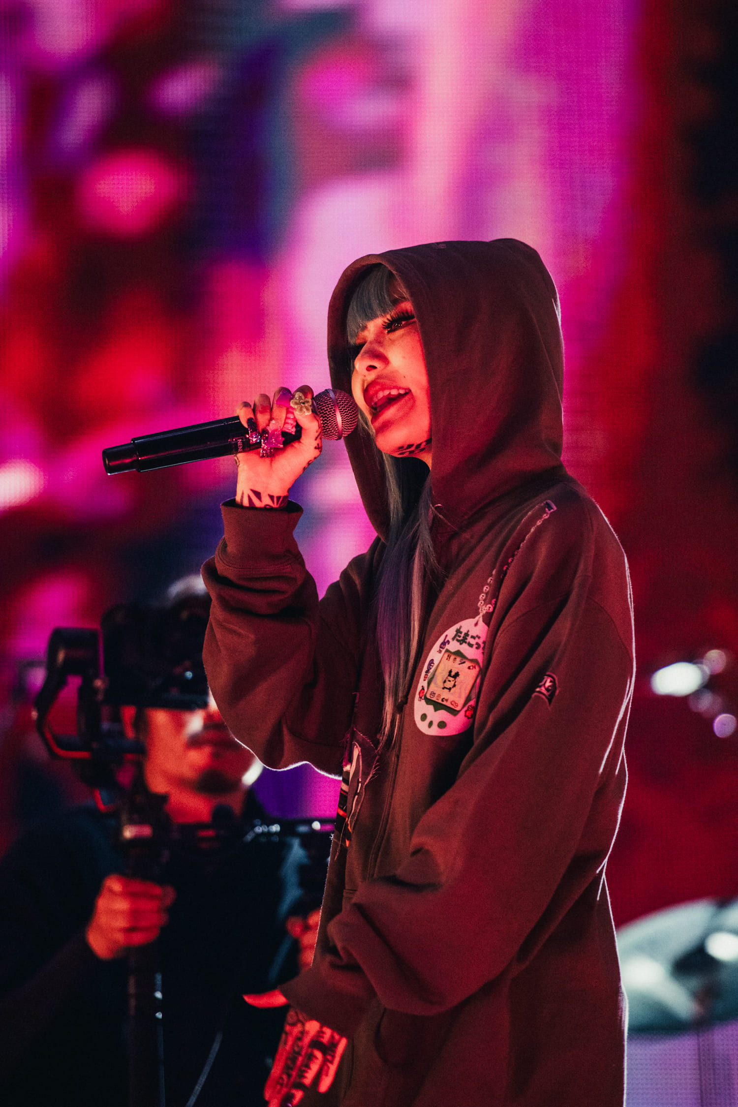 【レポート】STUTSによる武道館公演は大感謝祭 | 「大きな拍手をです！」 - FNMNL (フェノメナル)